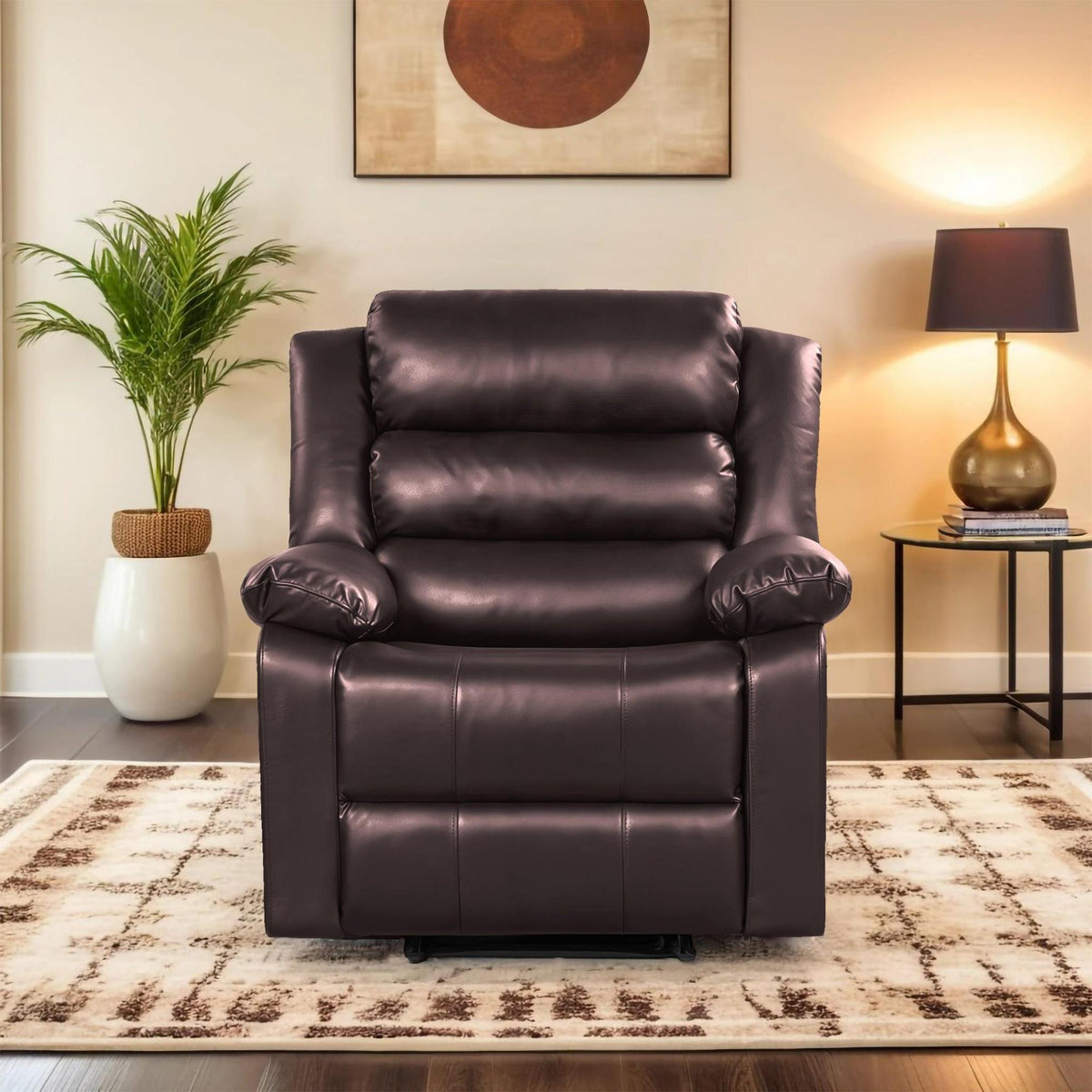 Best Choice for Comfort: Recliner vs Lounge Chair